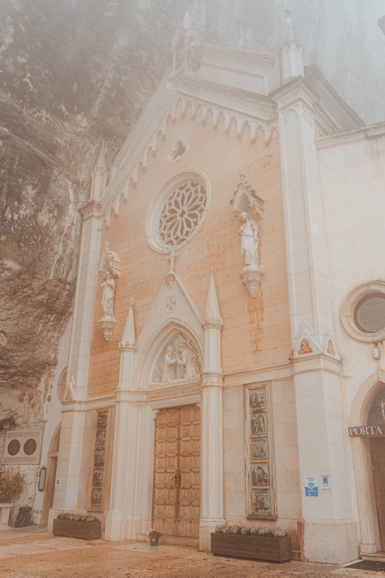 Madonna Della Corona, a complete guide (with map and photos)