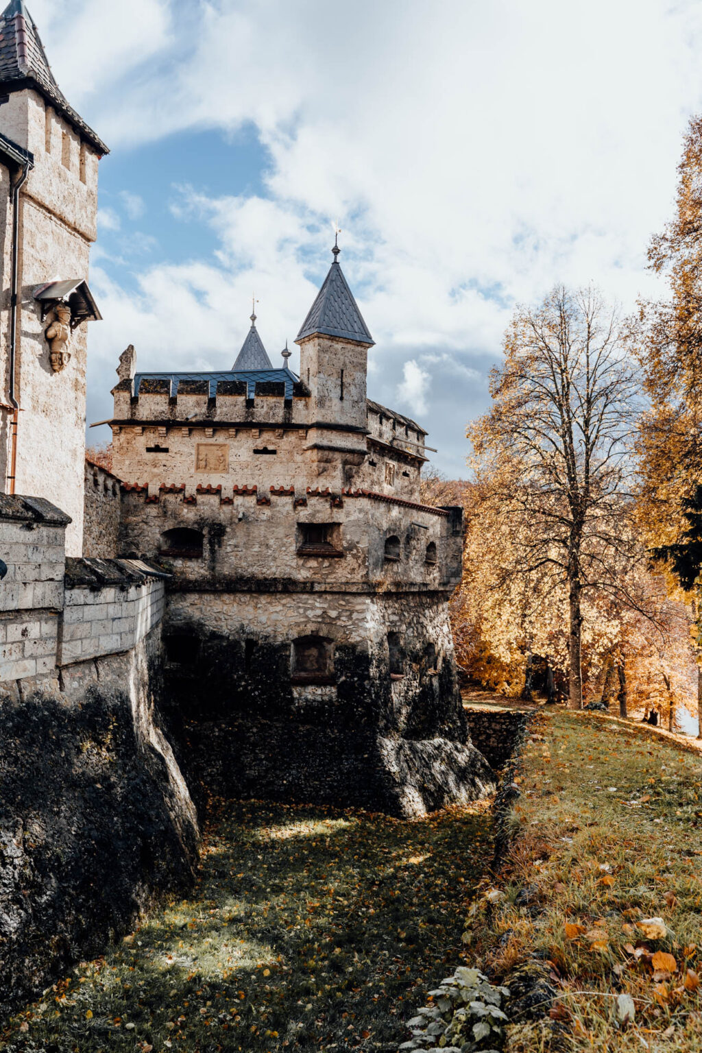 Schloss Lichtenstein, a complete guide (with map and photos)